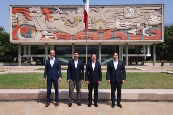 Tec De Saltillo Logo Alumnos Del Tec De Monterrey Campus Saltillo